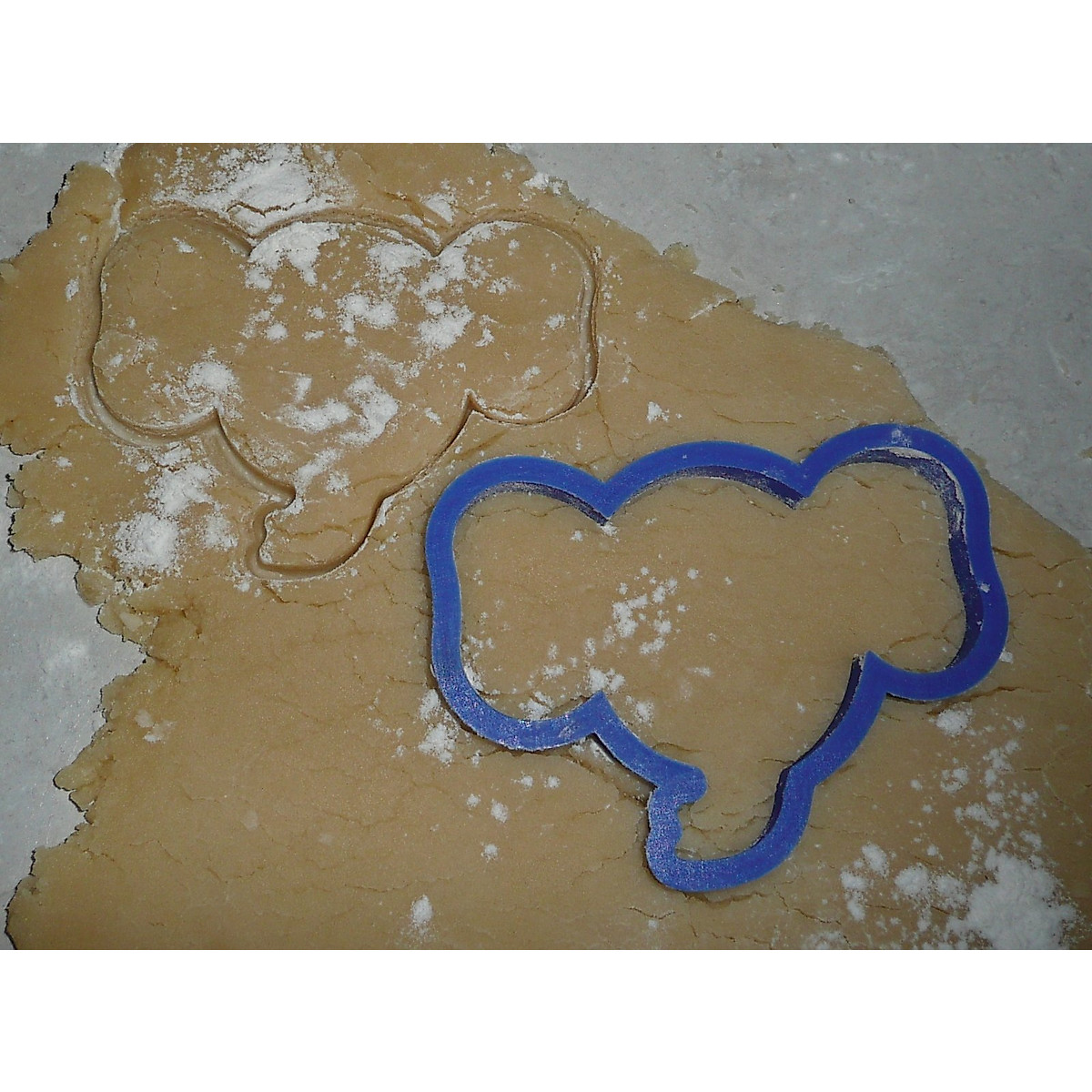 ELEPHANT HEAD ANIMAL COOKIE CUTTER MADE IN USA PR283