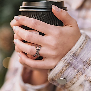 Mytys Gold and Silver Statement Rings for Women Wire Intertwined Design 14K Gold Plated Silver Band Ring Wide Index Finger Rings Costume Jewelry (cross gold & silver, 7)