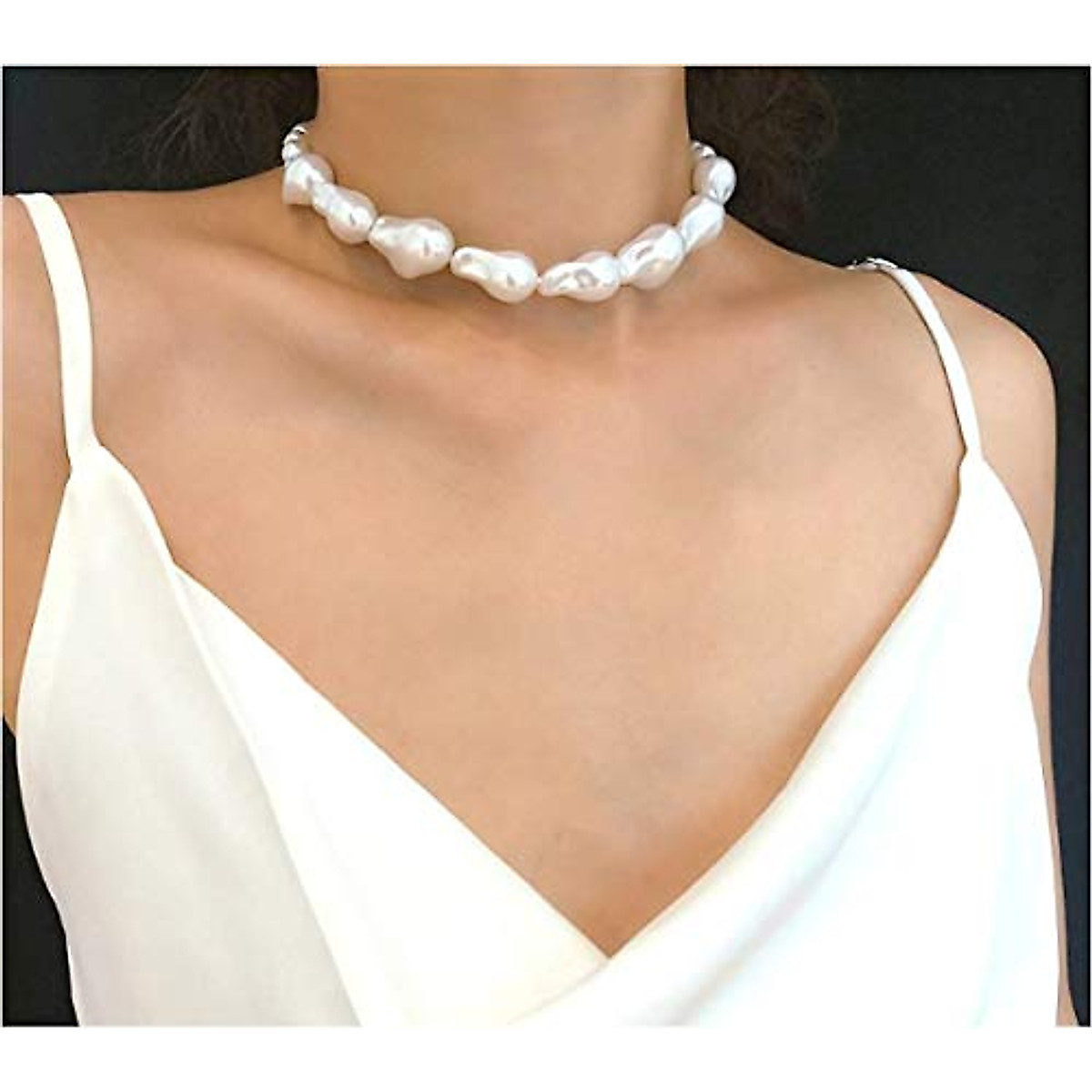 Cathercing Boho Baroque Irregular Pearl Pendant Choker Necklace for Women Vintage Charm Adjustable Chain Jewelry Simple Chic Cute Accessories Collocation on Beach