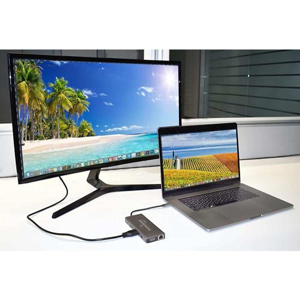 Tecnoware Hub USB Type-C, 13 in 1 Adapter, Compatible with MacBook, Notebook, iPad, Windows, Huawei ecc. 13 Ports: USB 2.0/3.0, USB Type-C, Ethernet, HDMI 4K, Card Slot SDXC, Micro SD, Jack Audio.