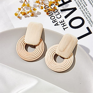 XUN Zhe 2 Pairs Bohemian Round Stud Earrings Set,Geometric Wooden Drop Earrings Boho Round Circle Wood Dangle Earrings for Women (Black White)