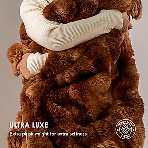 EVERGRACE Ultra Soft Luxury Fluffy Ridgeline Faux Rabbit Fur Throw Blanket, Thick Warm Bubble Throw for Bed, Cozy Plush Reversible Blankets for Couch, Chair, Sofa, Lion Caramel, 60x80 Inches, 870 GSM