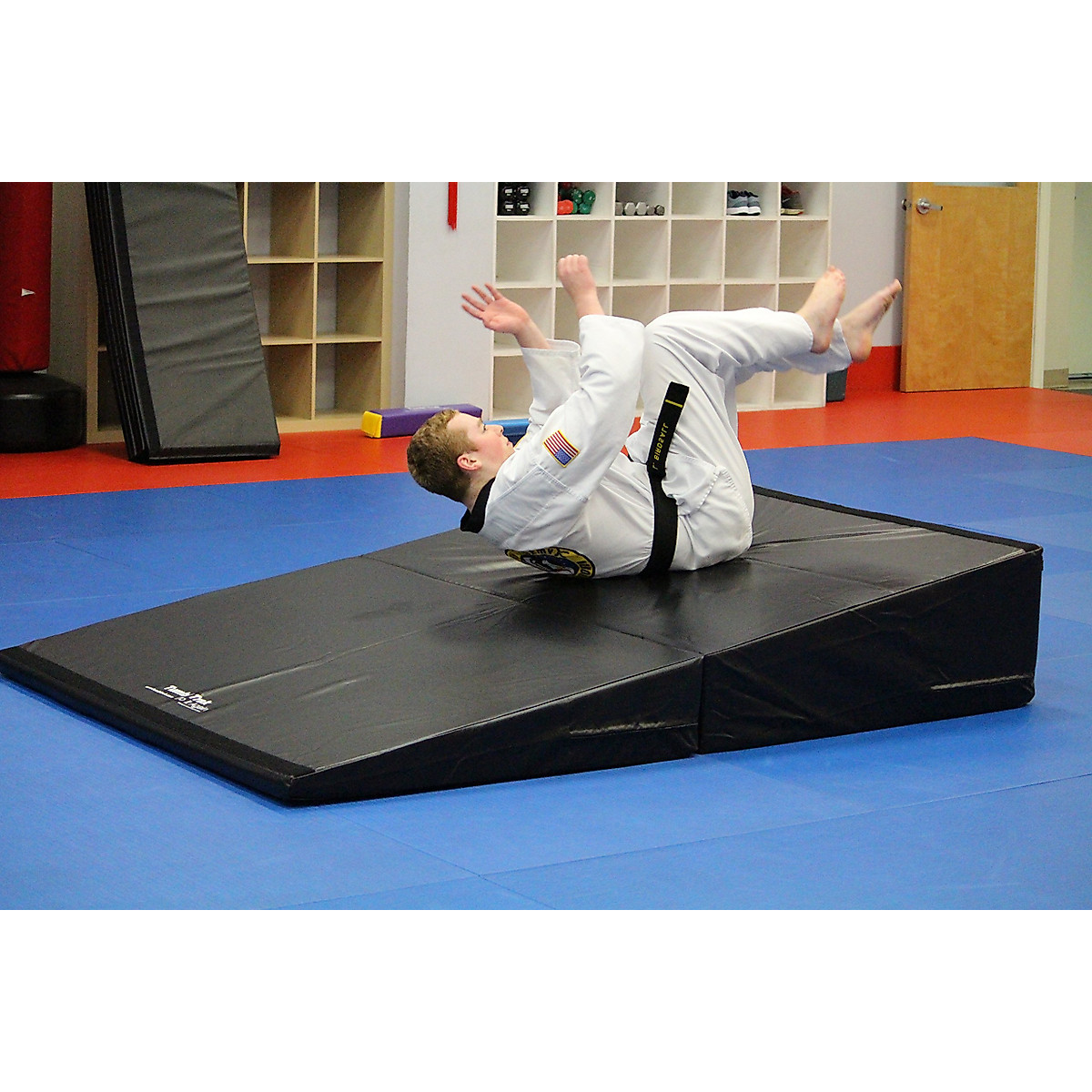 Tumbl Trak Folding Incline Cheese Mat, Black, 24 in x 48 in x 14 in