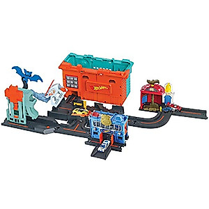 Hot Wheels City Town Center Play Set Idea for Ages 4 to 8 Years 2-Sided with Mechanic Shop, Roundabout, Street Lights Connects to Other Sets