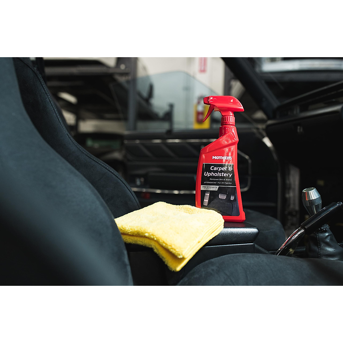 Mothers 05424 Carpet & Upholstery Cleaner - 24 oz.