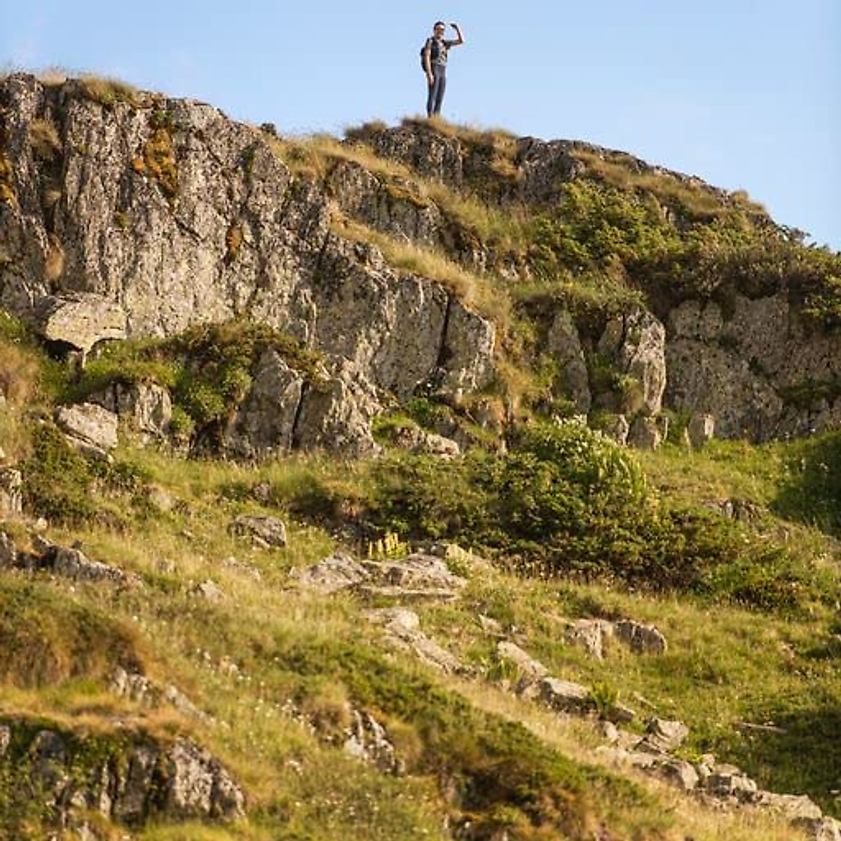 CamelBak Arete 18 Hydration Backpack for Hiking, 50oz, Black/Reflective