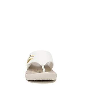 BZees Womens Camp Out Thong Sandal Bright White 6.5 M