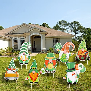St. Patrick's Day Yard Sign Decorations Set, 7 Pcs Green Leprechaun Gnomes Irish Shamrock Saint Lawn Garden Home Outdoor Yard Holiday Decor with Plastic Stakes