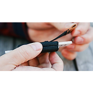 NOMATIC Minimalistic Wallet for Men and Women - Slim Wallet Fits In Front Pocket - Holds 4-15 Cards - Hidden Cash Holder and Key Holder Pocket (Black)