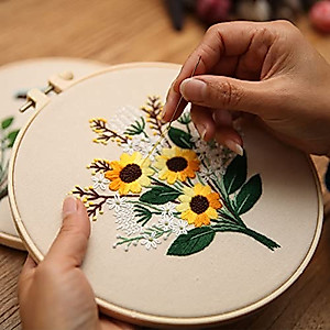 GLTAYLMY 3 Pack Embroidery Starters Kit with Pattern for Beginners,Cross Stitch Kits with 1 Plastic Embroidery Hoops,Needles and Color Threads,Needlepoint Kit for Adults