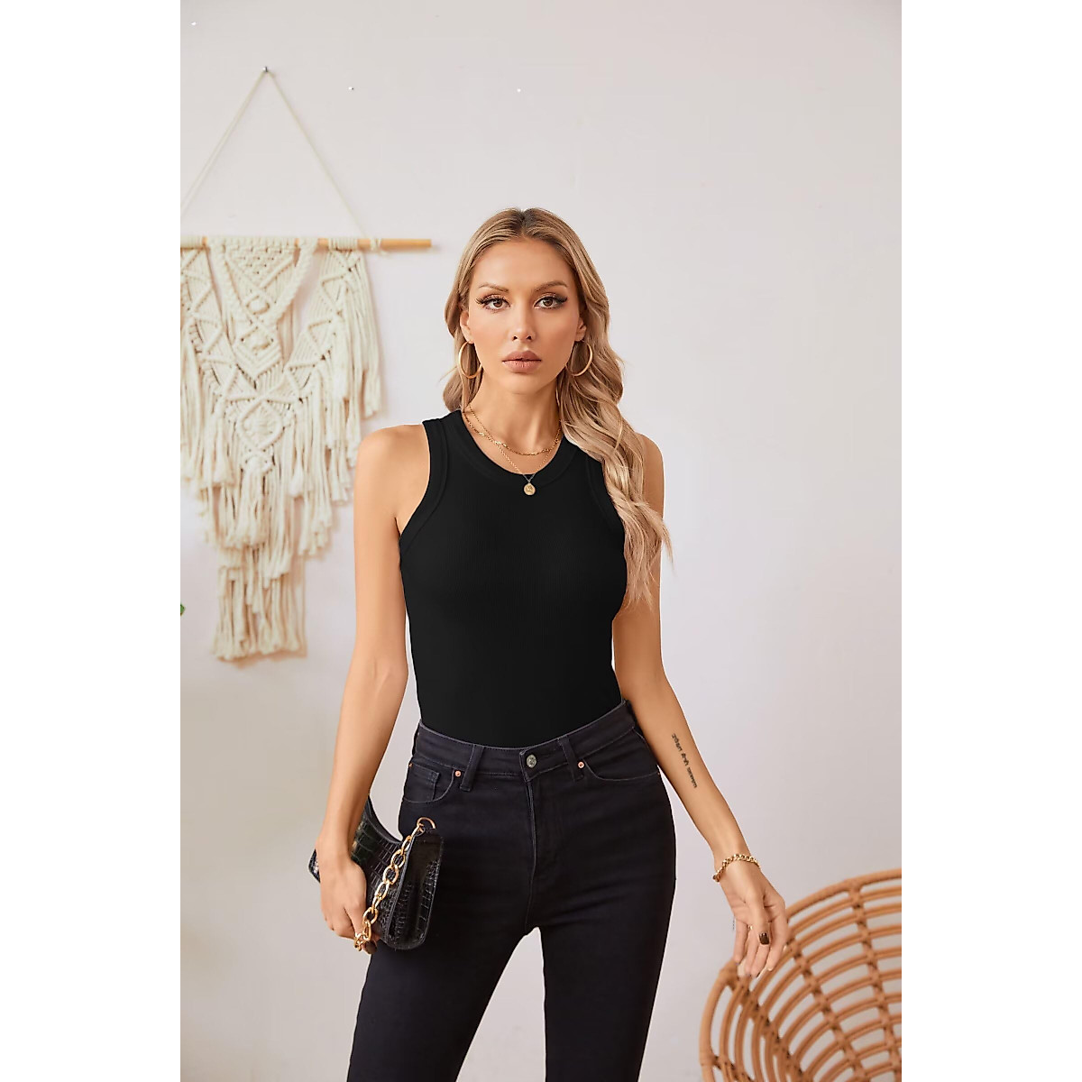 VICHYIE Summer Sleeveless Tank Tops Cami Basic Top for Women Shirt Ribbed Racerback Blouses Black M