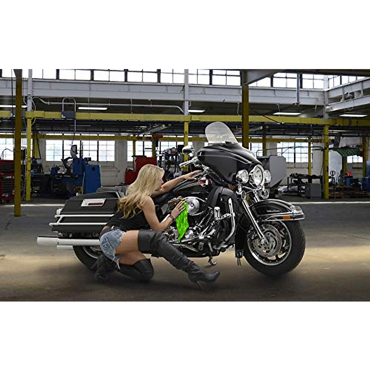 Shine Doctor Motorcycle Cleaner 32 oz. with UV Protection! Cleans Chrome, Wheels, Leather, Vinyl and Removes Grime and Grease.