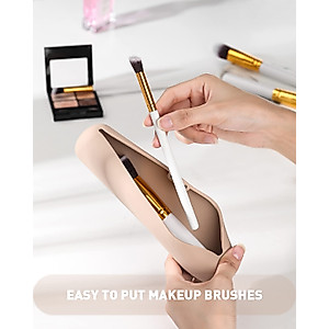 CORNERIA Travel Makeup Brush Case with Magnets lock, Portable Makeup Brush Cosmetic Holder, Soft and Comfortable Makeup Brush Organizer, Fashionable and Beautiful Cosmetic Brush Bag