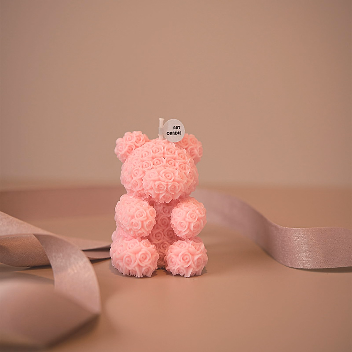 Cute Bear Shape Scented Candle,150G Rose Flower Clusters Aesthetic Handmade Soy Wax Aroma Decorative Candle for Table Photo Prop Wedding Birthday,Prefect Gift for Meditation Stress (Pink Bear)