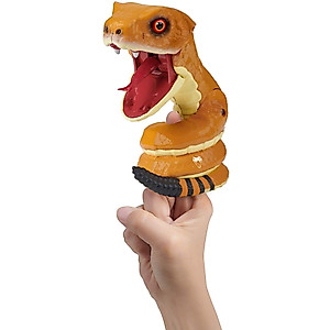 WowWee Untamed Snakes - Toxin (Rattle Snake) - Interactive Toy