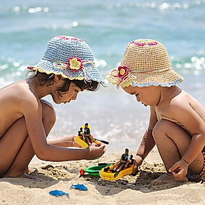 ArtCreativity Small Aquatic Play Set for Kids, Cool Playset with Action Figure, Floating Boat, and 2 Fish, Fun Bathtub Toys for Kids, Great Birthday Gift for Children