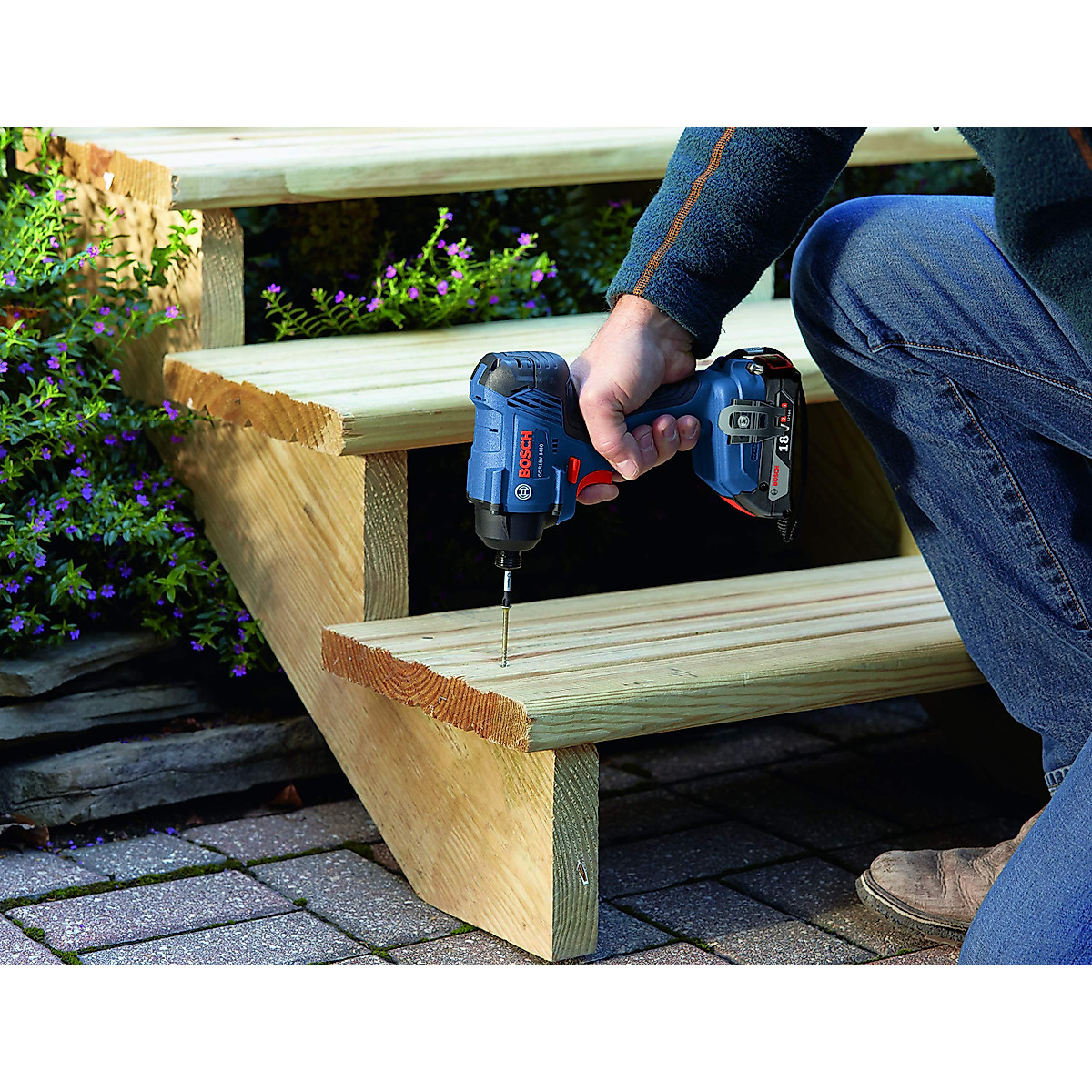 BOSCH 18V 2-Tool Combo Kit with 1/2 In. Compact Drill/Driver and 1/4 In. Hex Impact Driver GXL18V-26B22