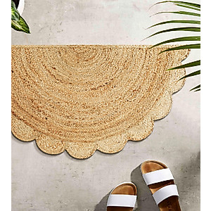 RIANGI Jute Rug 1.5 X 3 Feet - Natural Fiber Braided Rugs, Half Circle Boho Kitchen Rug, Bathroom, and Entryway - Indoor Rugs for Entryway, Small Boho Area Entry Rugs, Scalloped Rug 1.5x3 Ft