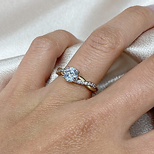 Ioka - 14K Solid Yellow Gold Round Cut CZ Wedding Engagement Ring - Size 7