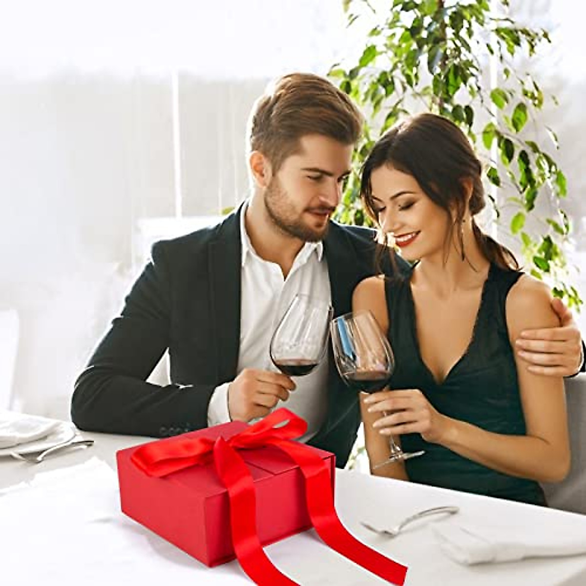 JOHOUSE Gift Box, 8 inches Large Red Gift Box with Lid for Thanksgiving Day, Christmas, Birthdays, Bridal Showers, Wedding Gifts