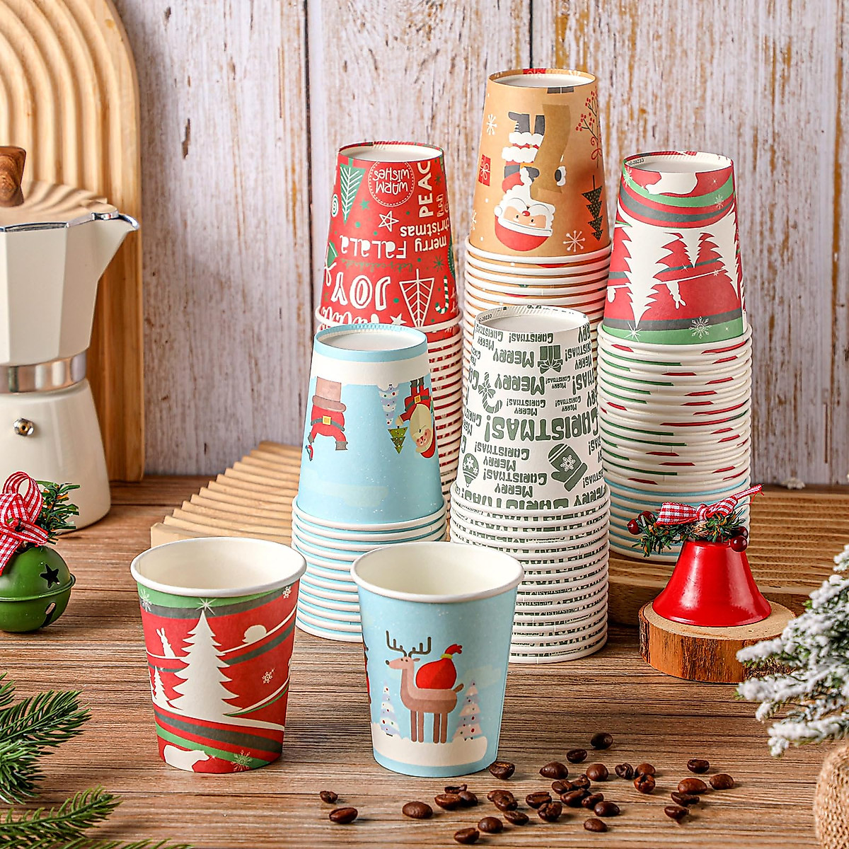 Jinei 200 Pcs 9 oz Christmas Paper Cups Christmas Disposable Coffee Cup Hot Chocolate Cocoa Cup For Xmas Christmas Party Supplies Tea Coffee Paper Cups for Party Holidays Hot Cold Drinks (Novel)