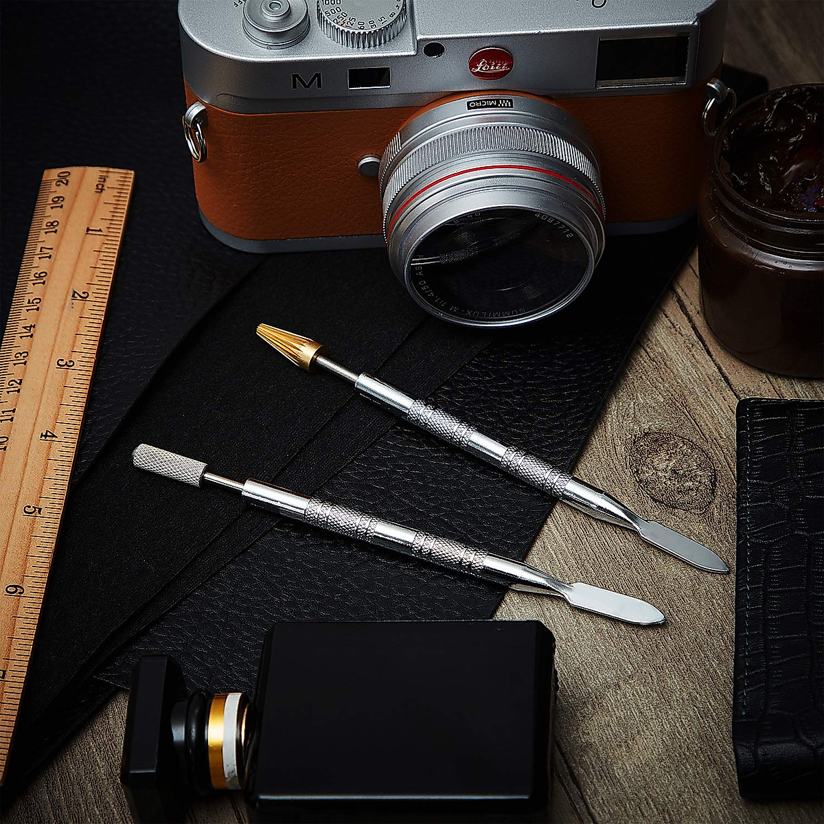 2 Pieces Leather Edge Dye Pen Leather Edge Printing Tool Leather Craft Dye Pen Oil Paint Roller Applicator for Leather Craft DIY Working (Round Head and Tapered Head)