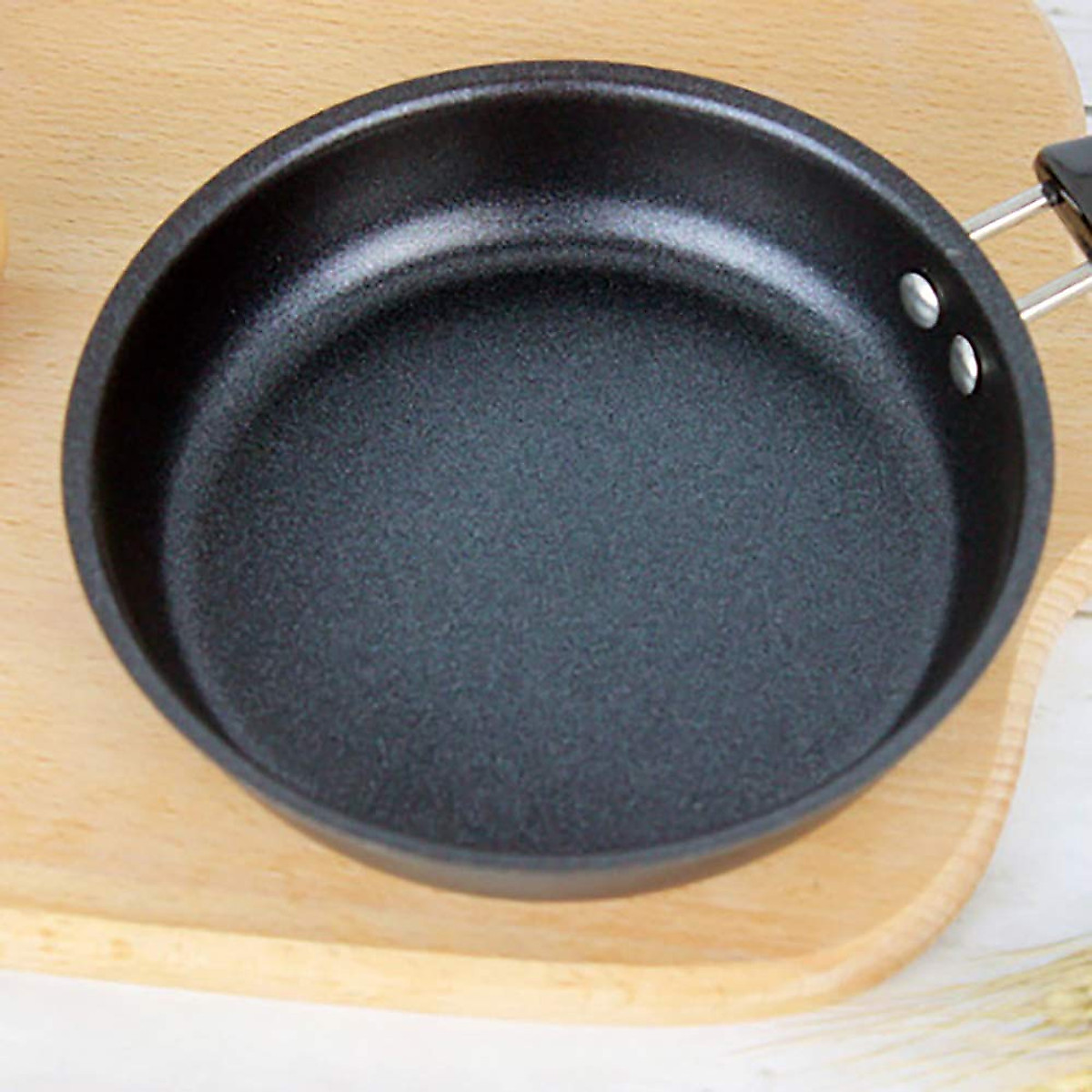 shlutesoy 12CM mini frying pan Omelette pot Breakfast artifact pot Omelet artifact flat bottom frying pan
