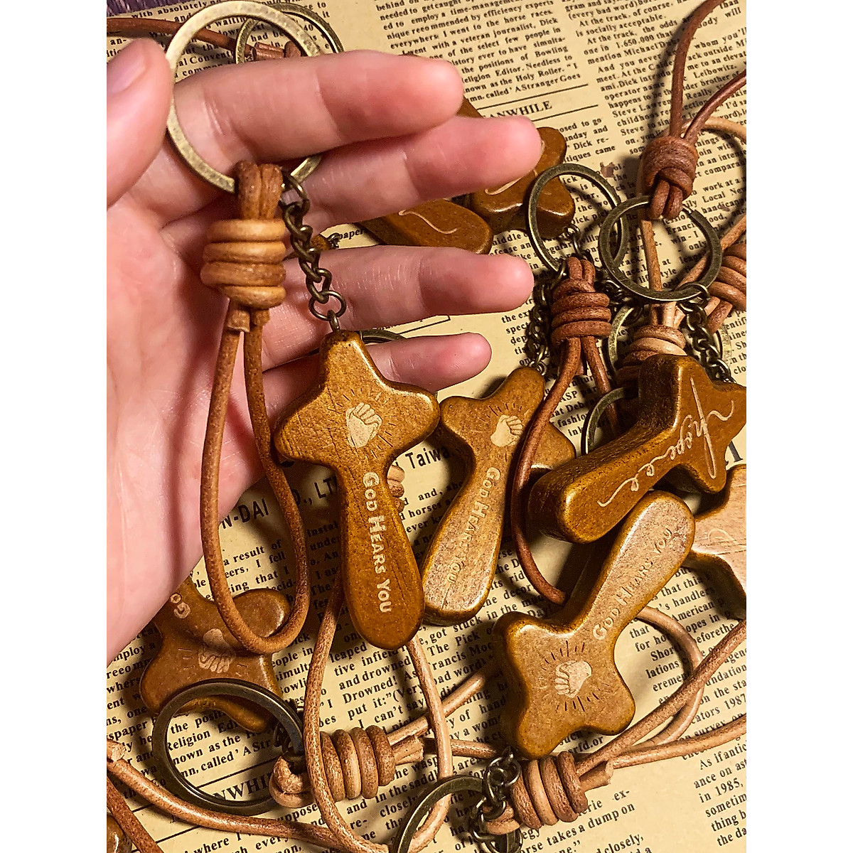 Udyzax Wood Cross Keychain with Leather Rope, Hope Keychain, Baptism Favors Catholic & Christian Gift for Men & Women