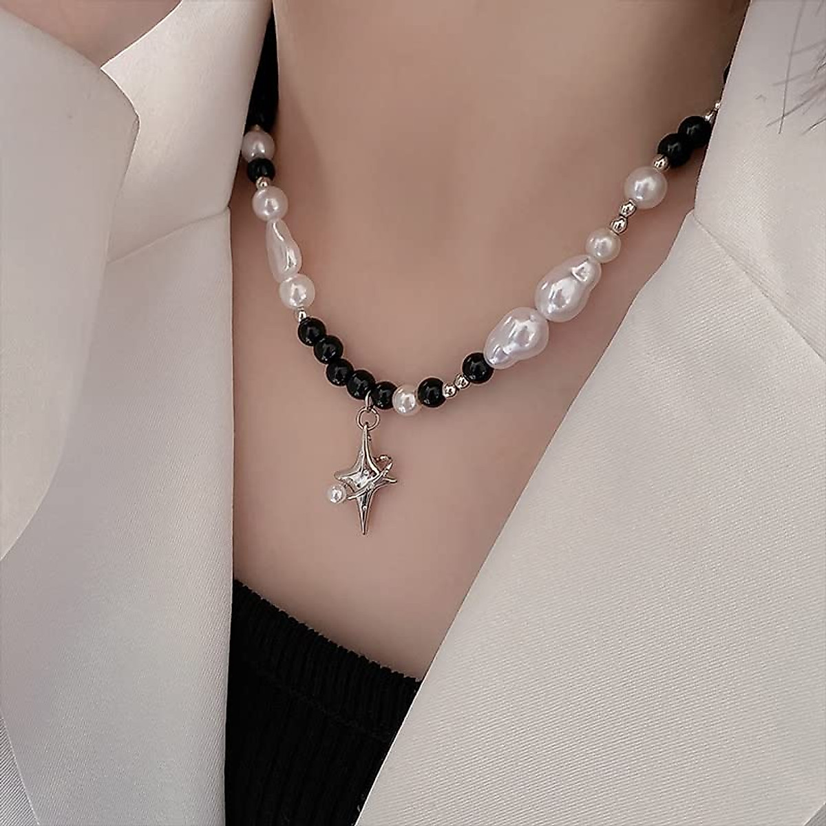 Punk Star Pendant Baroque Pearl Necklace for Women Asymmetric Black White Beads Necklace Choker Jewelry Gift (Style 1)