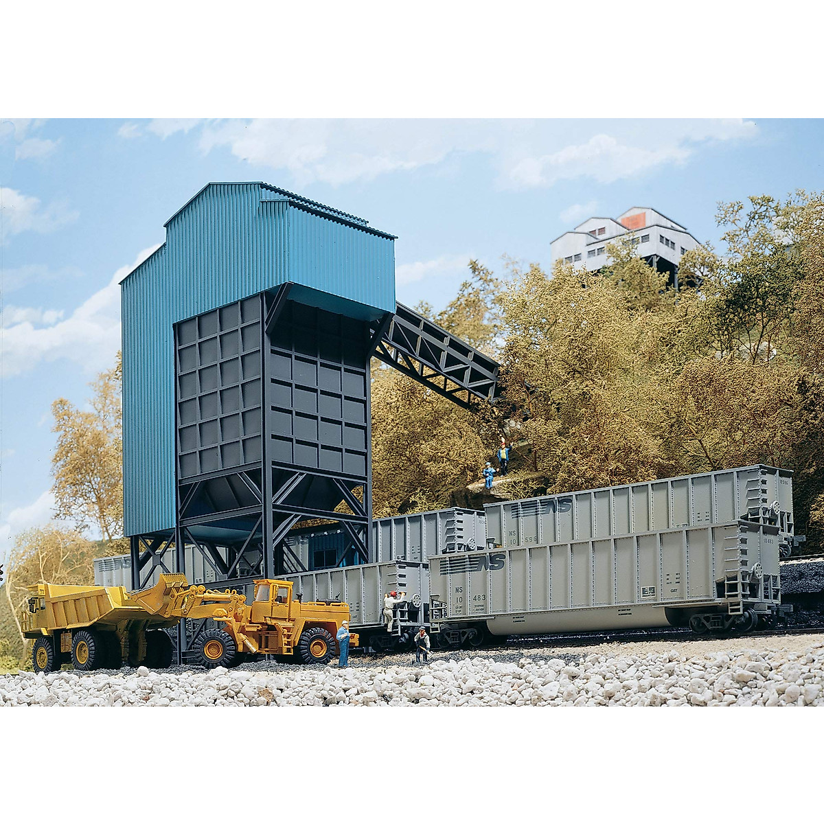 Walthers HO Scale Cornerstone Series® Coal Flood Loader 4 x 6 x 11" 10 x 15 x 27.5cm