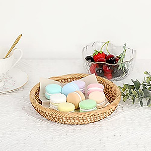Hipiwe Small Key Basket Bowl for Entryway 7.6" Round Woven Wicker Basket Snacks Fruit Candy Serving Basket Tray Rattan Organizer Basket for Keys Wallet Cell Phone