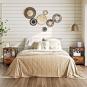 HOOBRO Nightstands Set of 2 with Charging Station, End Table with Drawer, USB Ports and Power Outlets, Farmhouse Nightstand Sofa Table for Bedroom, Space Saving, Rustic Brown and Black BF128UBZP201G1