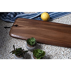 Lipper International Acacia Serving Board