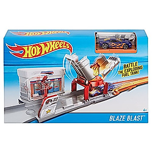 Hot Wheels Blaze Blast Play Set