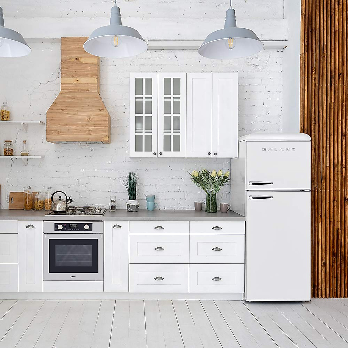 Galanz GLR10TWEEFR Retro Refrigerator with Top Freezer Frost Free, Dual Door Fridge, Adjustable Electrical Thermostat Control, 10 cu ft, White