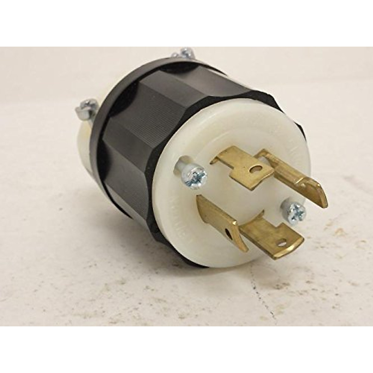 Leviton 2721 30 Amp, 250 Volt 3-phase, NEMA L15-30P, 3P, 4W, Locking Plug, Industrial Grade, Grounding - Black-White