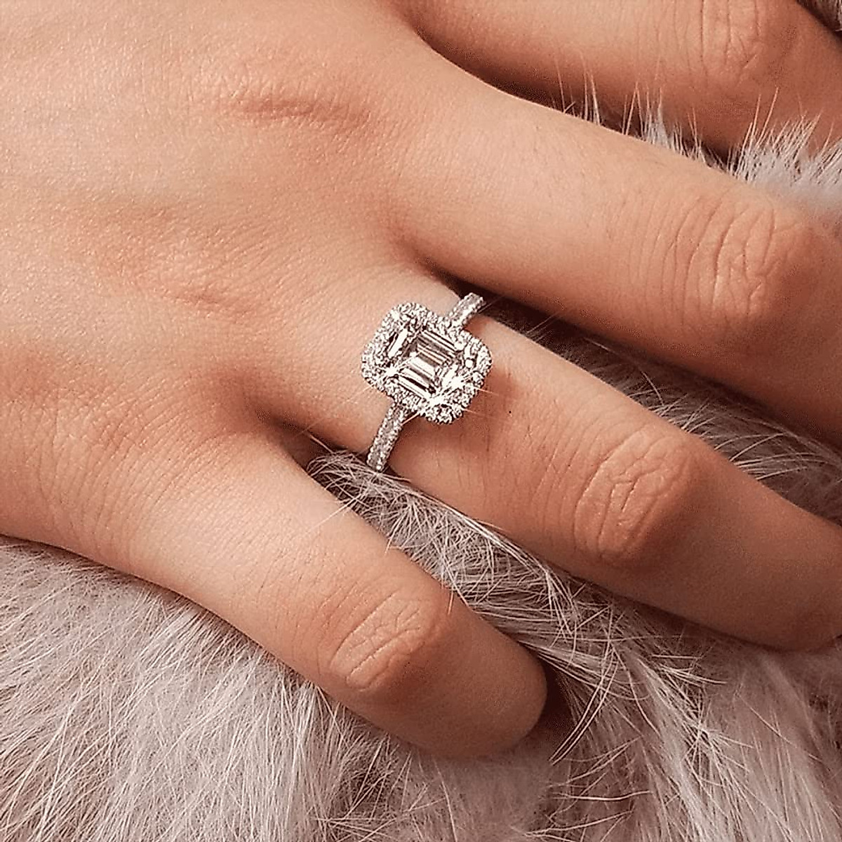 Emerald Cut Halo Engagement Rings for Women White Gold, 1CT Center Moissanite Engagement Ring Platinum Plated Silver 10K 14K 18K Gold Wedding Anniversary Rings for Her with Text Engraving(Platinum Plated Silver)