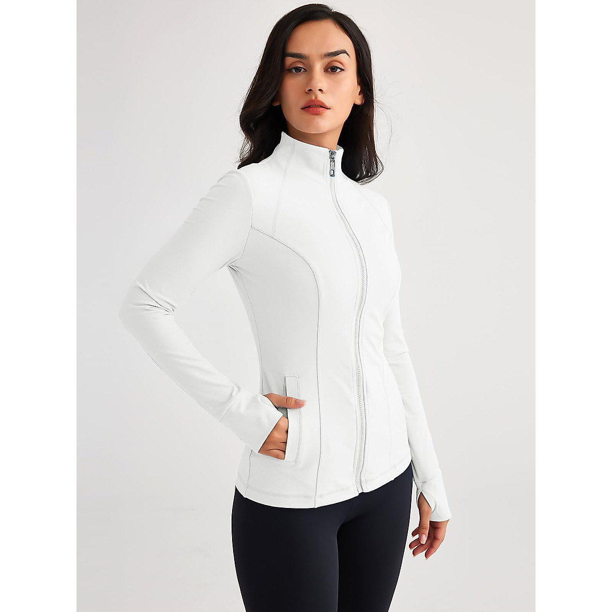 Trendy Queen Womens Lightweight Zip Up Jackets Mock Turtleneck Fall Hoodies Fitted 2024 Athletic Workout Clothes with Pockets White L