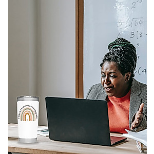 1step2dream Spanish Teacher Gifts Coffee Mug - Se Necesita Un Gran Corazón Para Formar Pequeñas Mentes Cute Idea for Appreciation Week, Thank You, Birthday | 20oz White