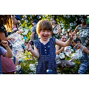 Atomic Bubbles: Bubble Love Bubblegum Scented Bubbles - 6 Pack - 4oz Bottles, Oversized Wand, Kids Events, Party Favors, Indoor & Outdoor, Non-Toxic