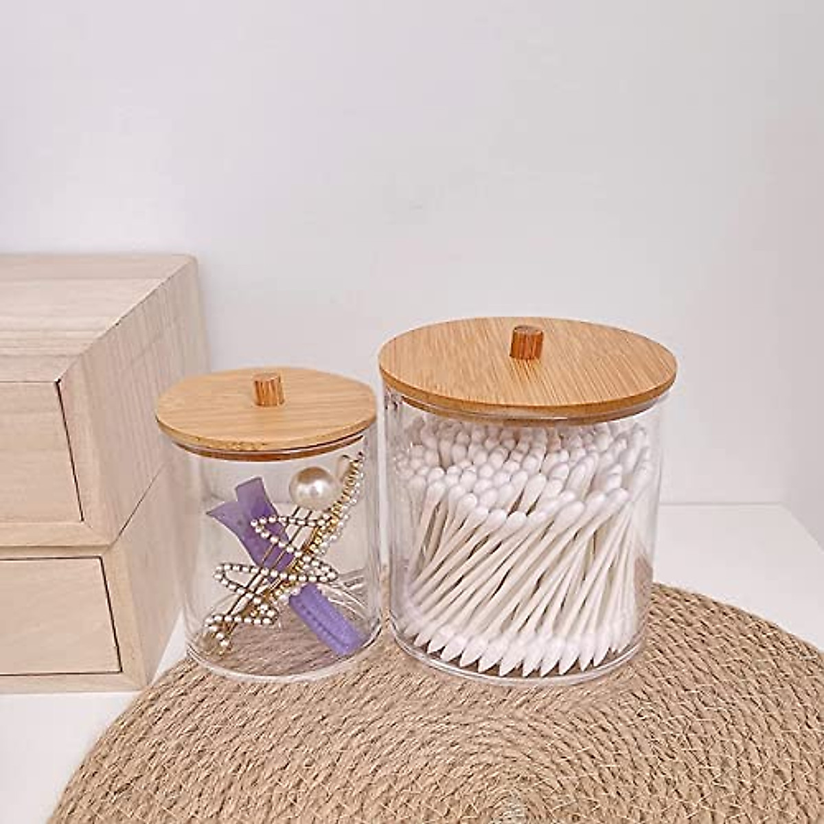 BAOFUFU 2 Pieces Acrylic Qtip Holder with Bamboo Lids, Clear Round Apothecary Jars Bathroom Organizer for Cotton Swab Ball Holds Bathroom Jars Dispenser Restroom Storage 15/20 Ounce