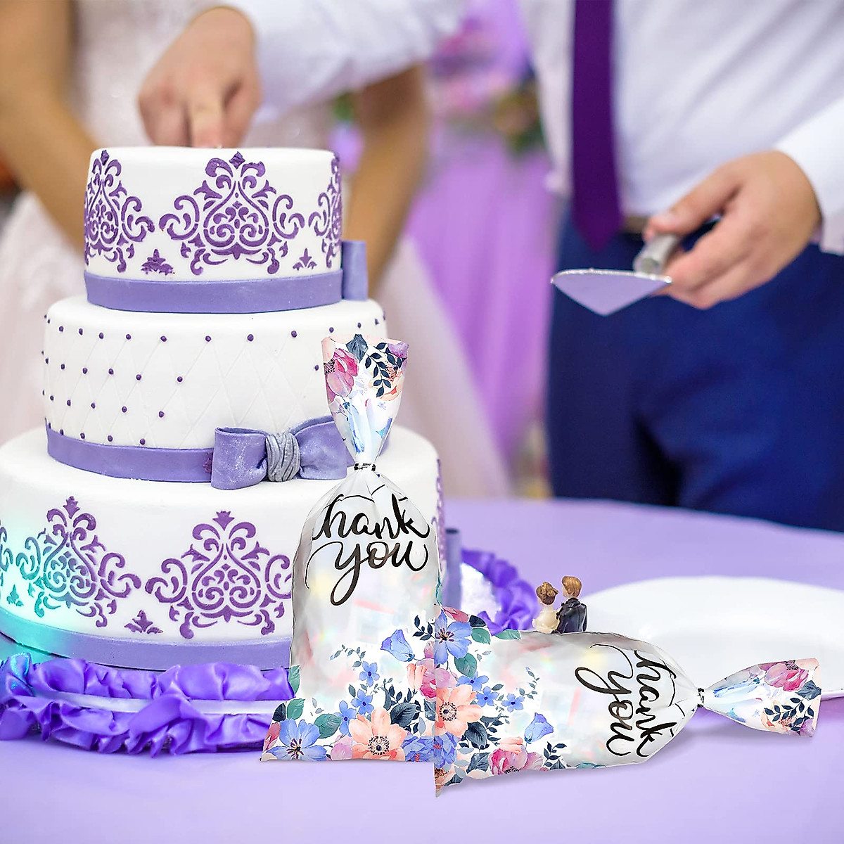 100 Pieces Floral Thank You Treat Bags Floral Cellophane Bags Blessing Candy Bag Flower Pattern Cello Treat Bags with 150 Pieces Silvery Twist Ties for Chocolate Candy Snacks Cookies Birthday Party