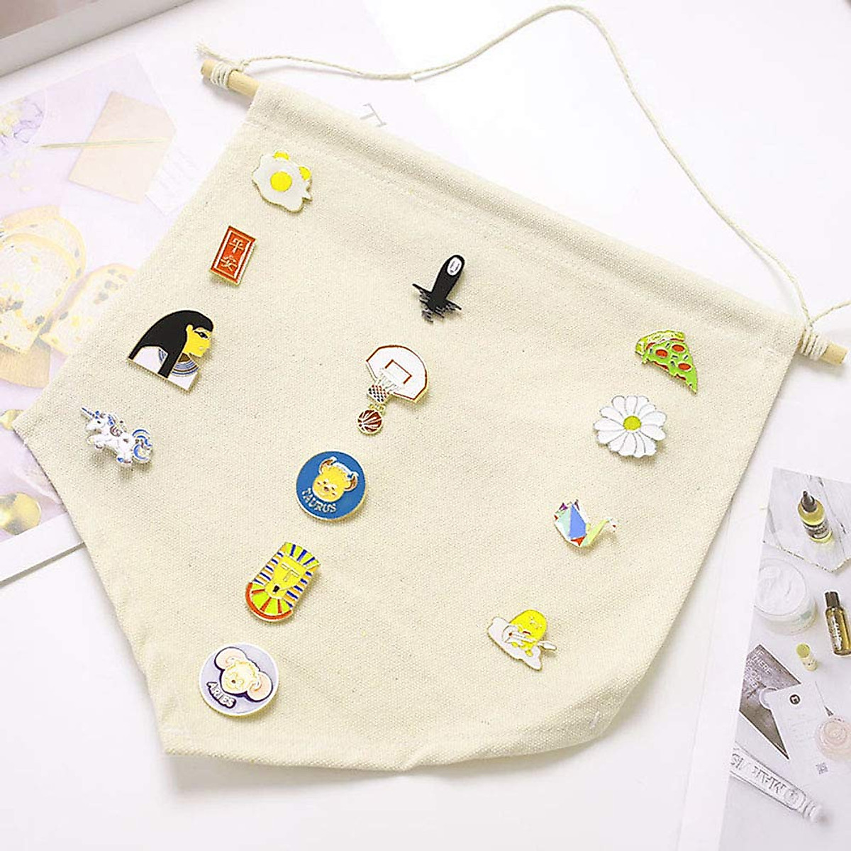 NX Garden 2pcs Pin Wall Display Banner Enamel Lapel Badge Flag Canvas Wall Banner Kids Room Decor Buttons Lapel Collection