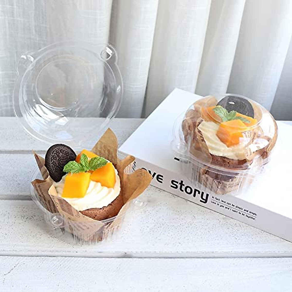 TOFLEN 100ct Disposable Clear Plastic Packaging Box with Cover - Plastic Hinged Food Container for Desserts To-Go, Fruit, Bread, Party Favor Cake - Cupcake Boxes Individual