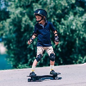 Tphon Basketball Socks for Kids Boys Cushioned Sports Running Training Sock Soccer Athletic Crew Socks for Youth 4 Pairs