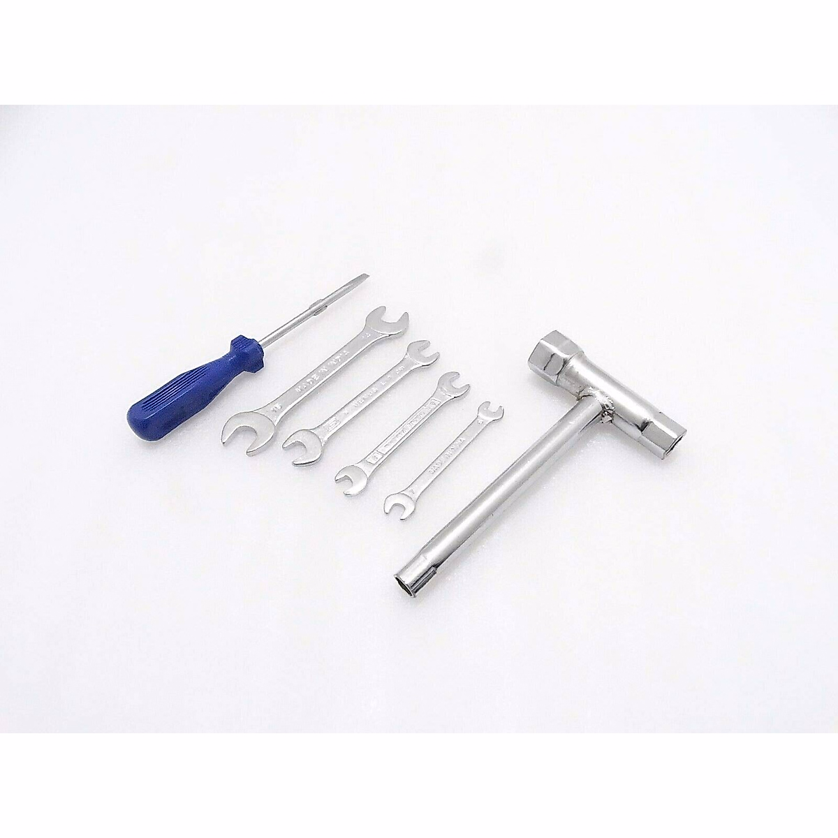 Royal Crusaders VESPA COMPLETE TOOL KIT SET IN BLACK COLOUR POUCH