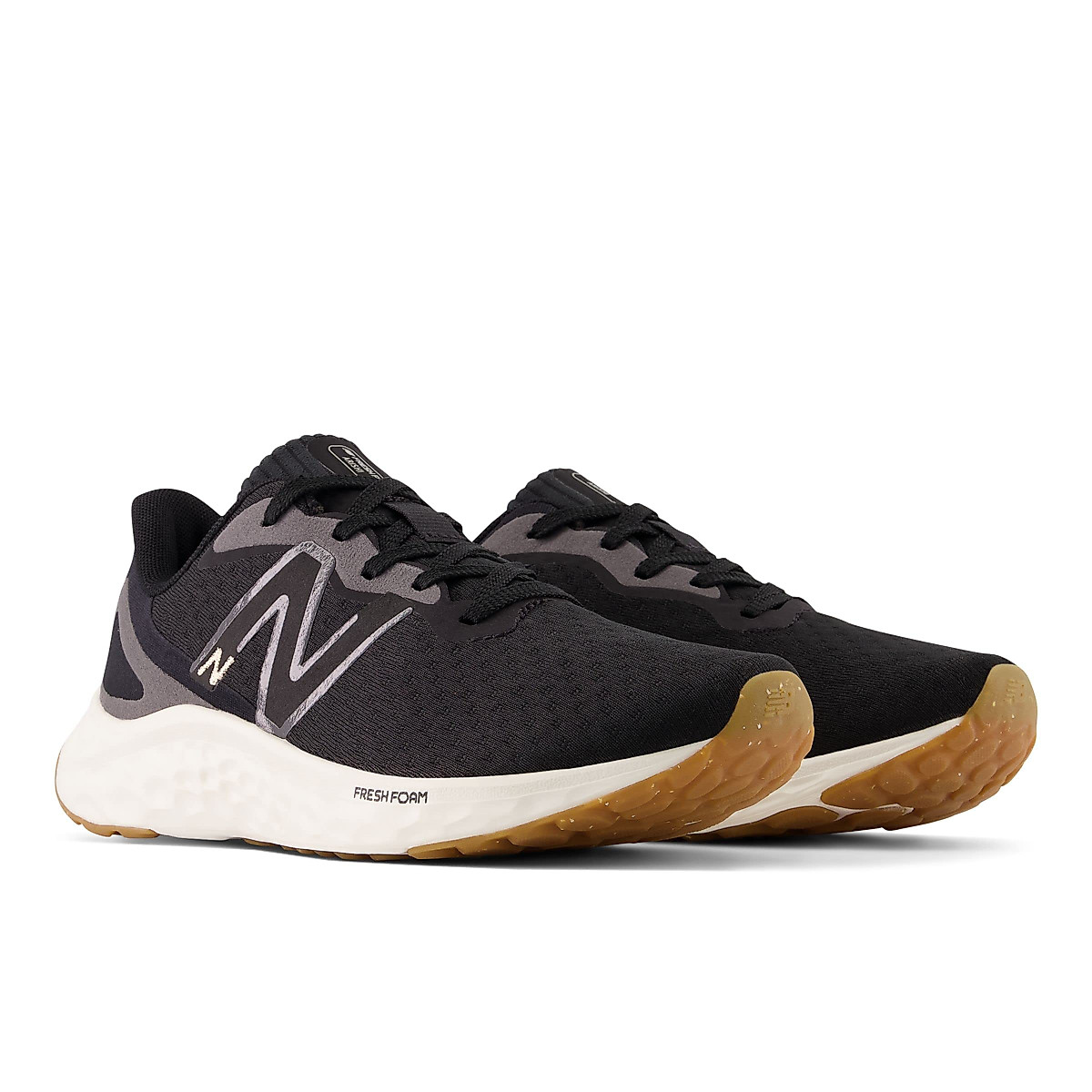New Balance Women's Fresh Foam Arishi V4 Running Shoe, Black/Light Gold Metallic/Gum 2, 8.5