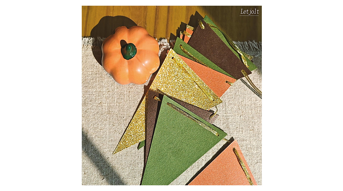 Glitter Triangles Party Banner - 15 Pcs, 10 Feet