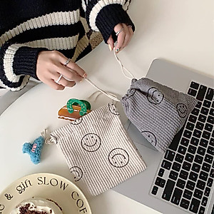 Hysnan Travel Makeup Bag Cosmetic Bag for Women, 3 Pieces Corduroy Makeup Organizer Bags Girls Makeup Pouch Large Capacity Travel Toiletry Bag