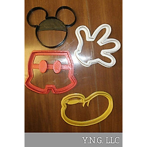 THEME MAGICAL MOUSE CARTOON CHARACTER SET OF 4 COOKIE CUTTERS MADE IN USA PR506
